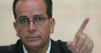 Alberto Acosta: “En el seno del mismo capitalismo se está configurando ...