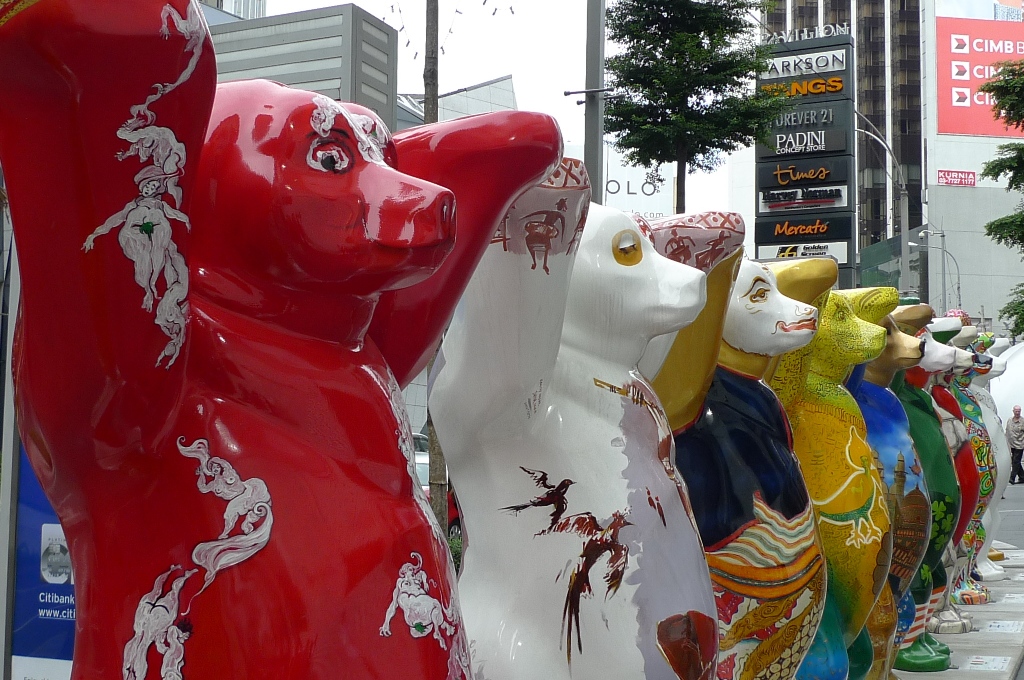 My Very First Blog: I Finally Met The United Buddy Bears! (Part 1)