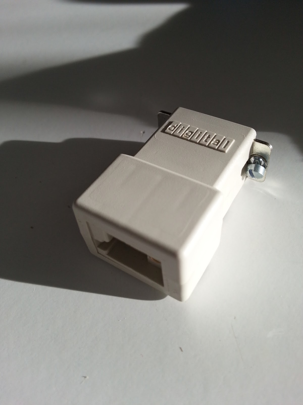 Restoring a DEC AlphaServer 2100: Keyboard and terminal serial adapter