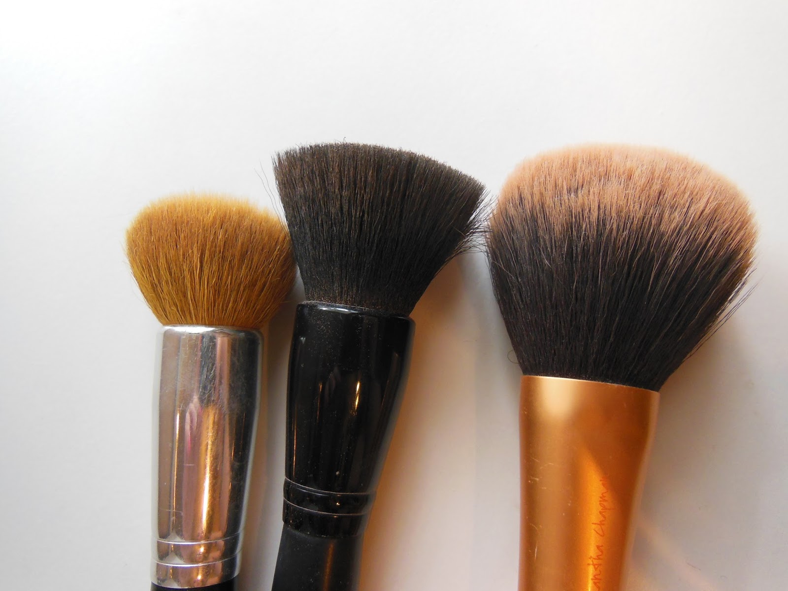 Cosmetic Queen Blog: My Top Favorite Face Brushes! (foundation,bronzer ...