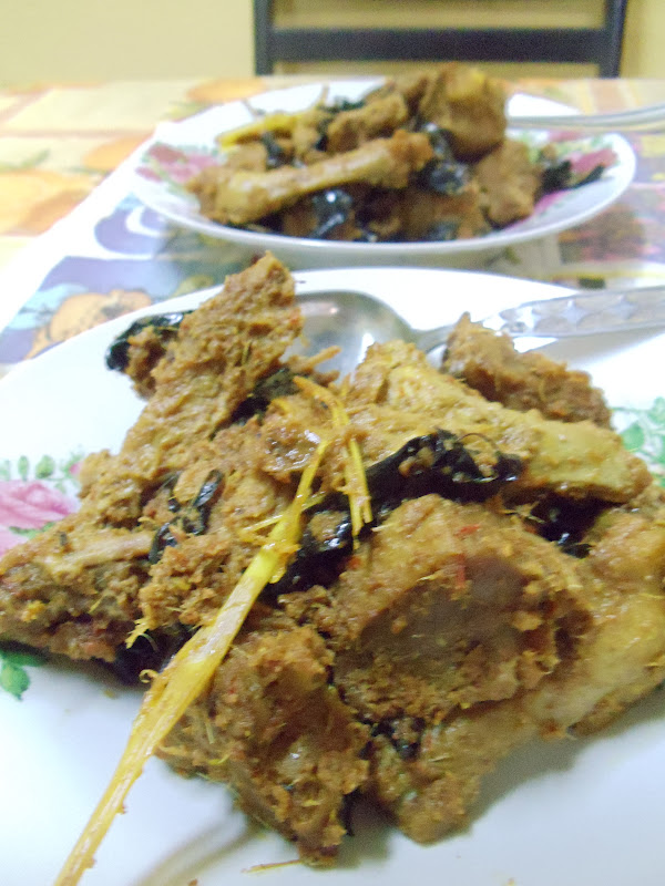 Life is colorful: Rendang Itik Negeri Sembilan (Dengan Daun Puding!)