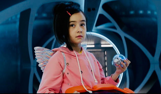 Jon Crunch: Movie Review: “The Meg” is Crazy Fun