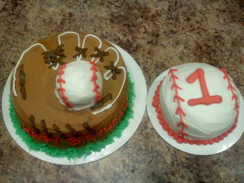 Dexter's Desserts: Baseball Cake