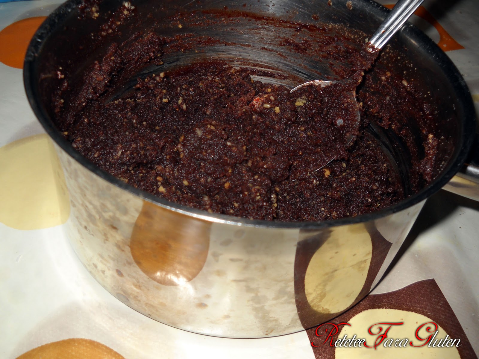 ReteteeFaraGluten: Bilute din salam de biscuiti Fara Gluten