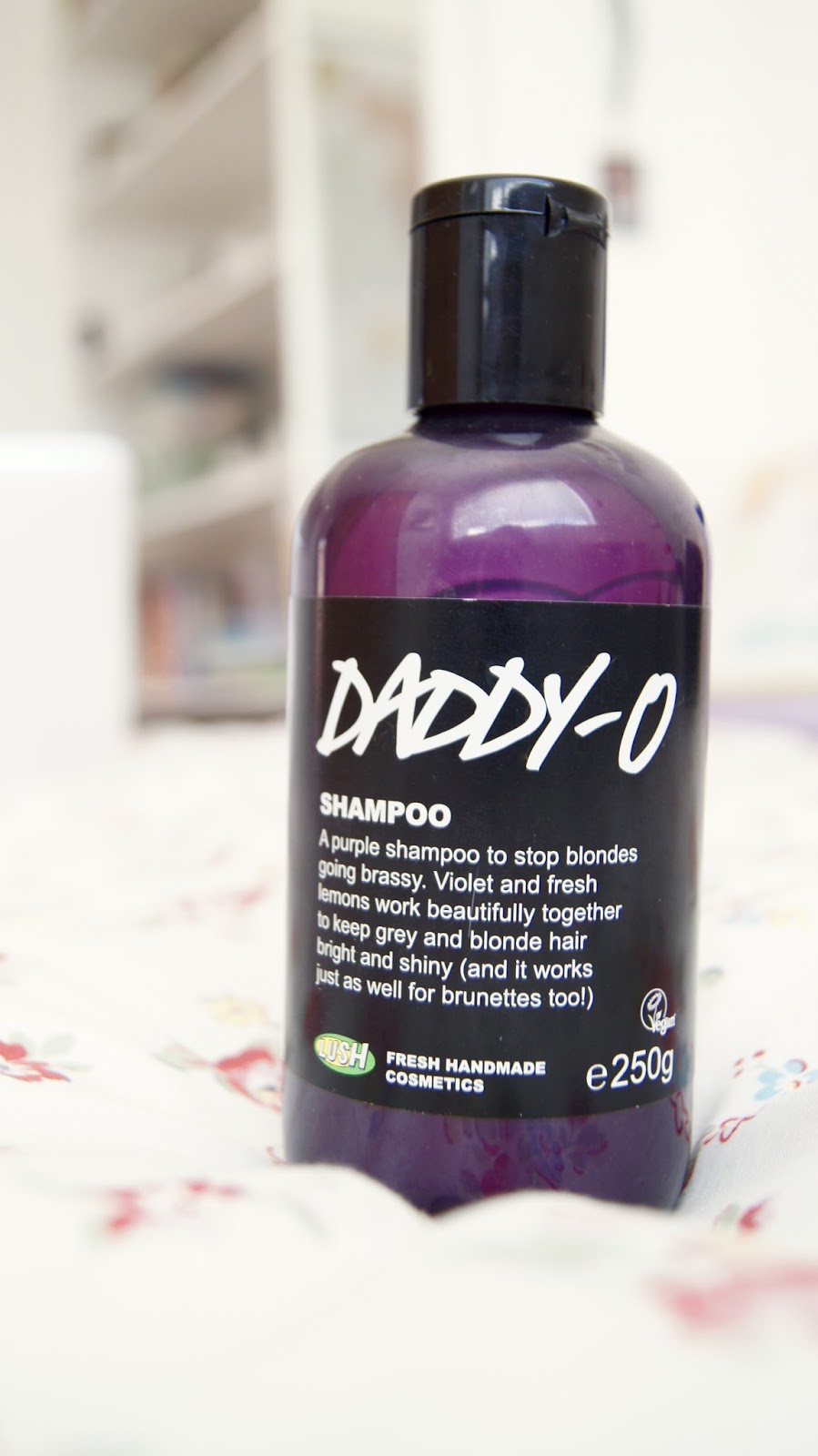 LUSH DADDY-O SHAMPOO :: REVIEW | THE ROSE GLOW