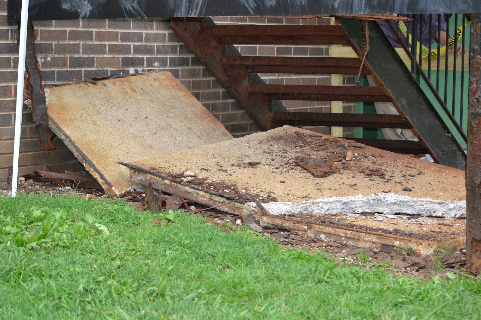 Neighbor 2 Neighbor: Back Stairs Collapsed