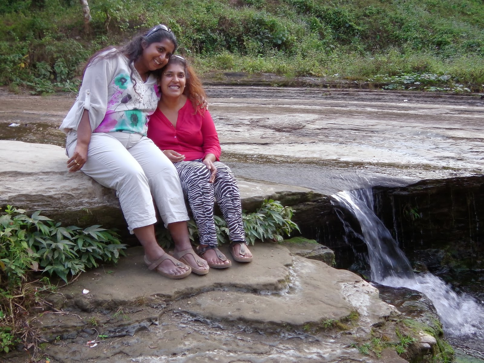 Fatema and Momota Rootsreis Bangladesh : De armen helpen
