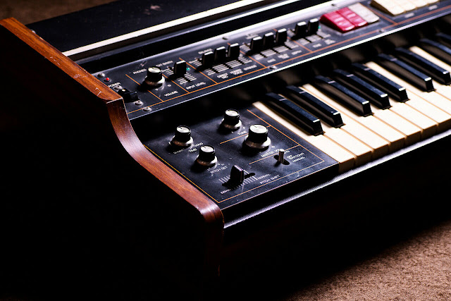 MATRIXSYNTH: Roland VP330 Vocoder