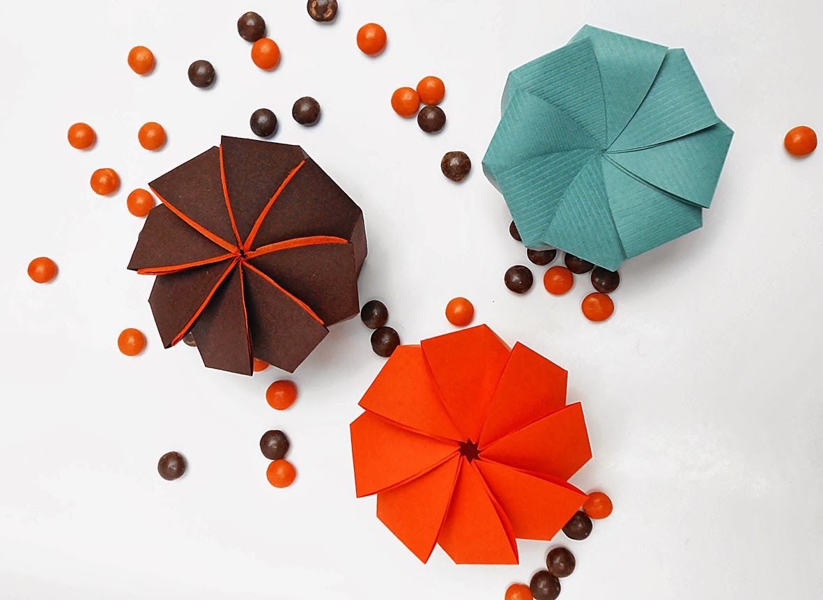 mas origami: Caja de regalo en espiral