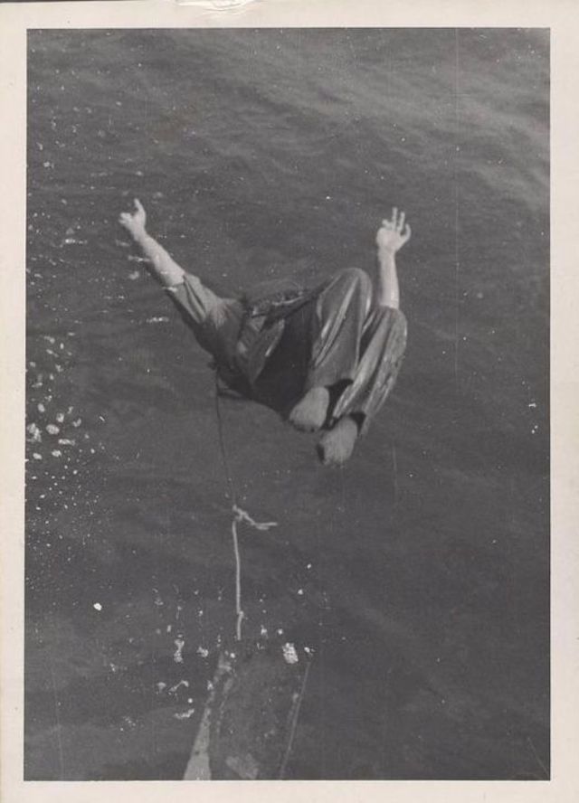 30 Hilarious Vintage Snapshots of People Diving Into Pools or Lakes ...