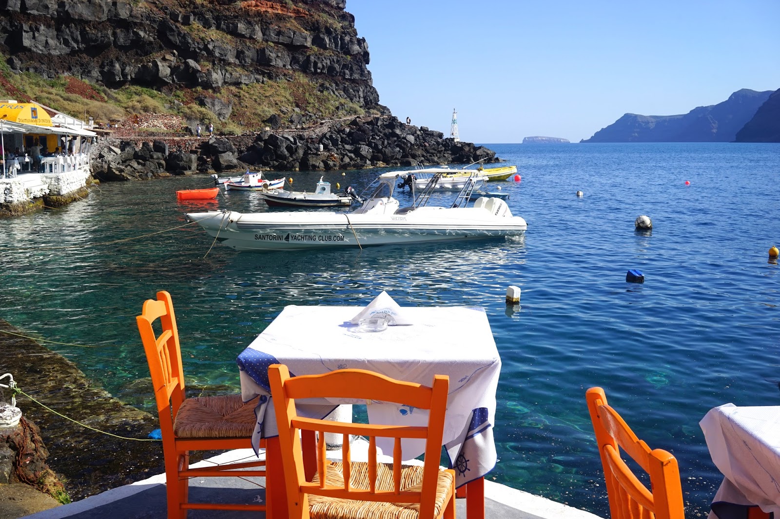 Emtalks: Walking Around Oia & Visiting Amoudi Bay; Santorini