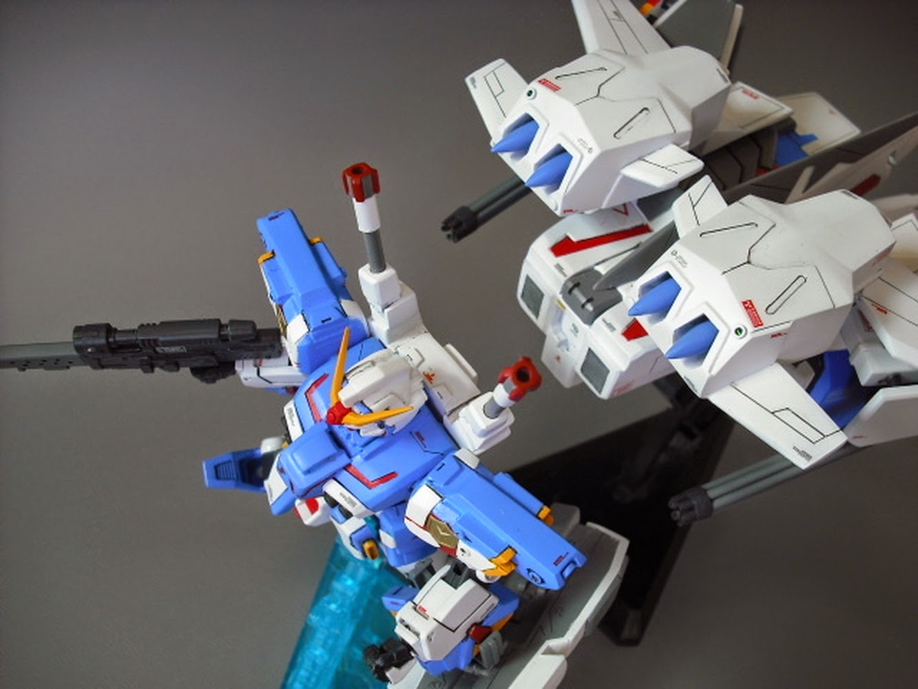 Custom Build: 1/144 Hyper Captain Gundam