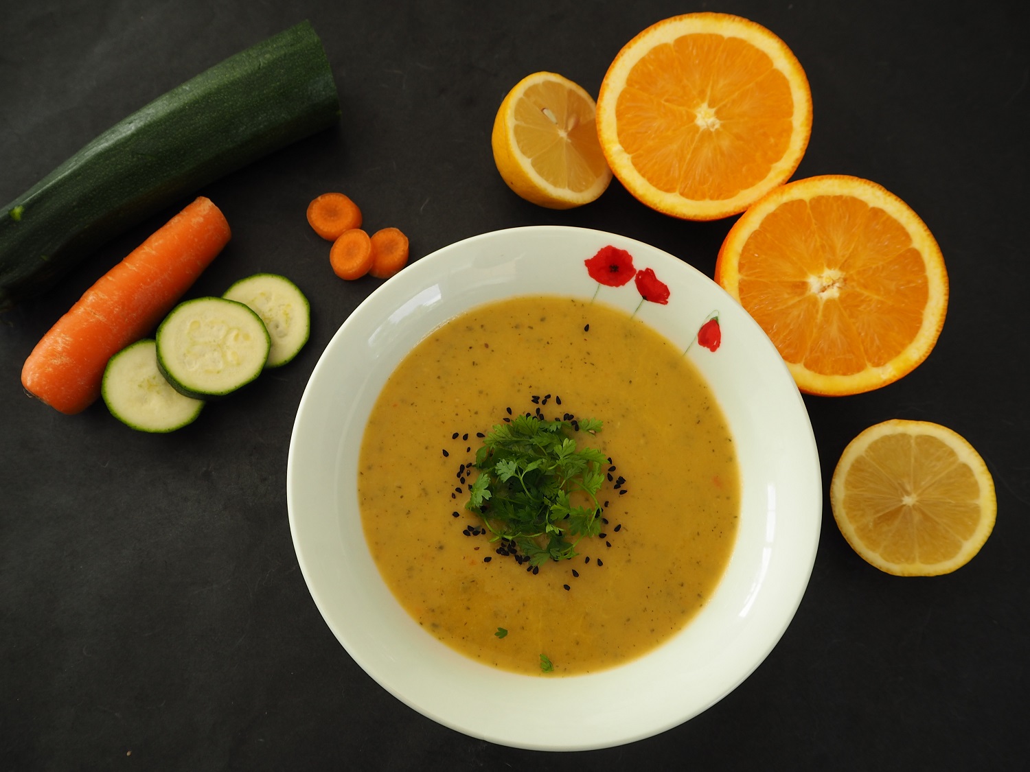 SAVEURS FRANCO-POLONAISES: VELOUTÉ DE COURGETTES AU CITRON ET À L’ORANGE