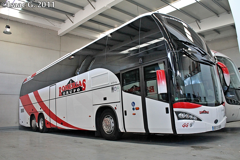 Camiones y Autobuses en Castilla y León: Nº44 Beulas Glory-Scania