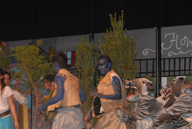 Waiting in the shade sitting on a brick ...: Echo the Ogre