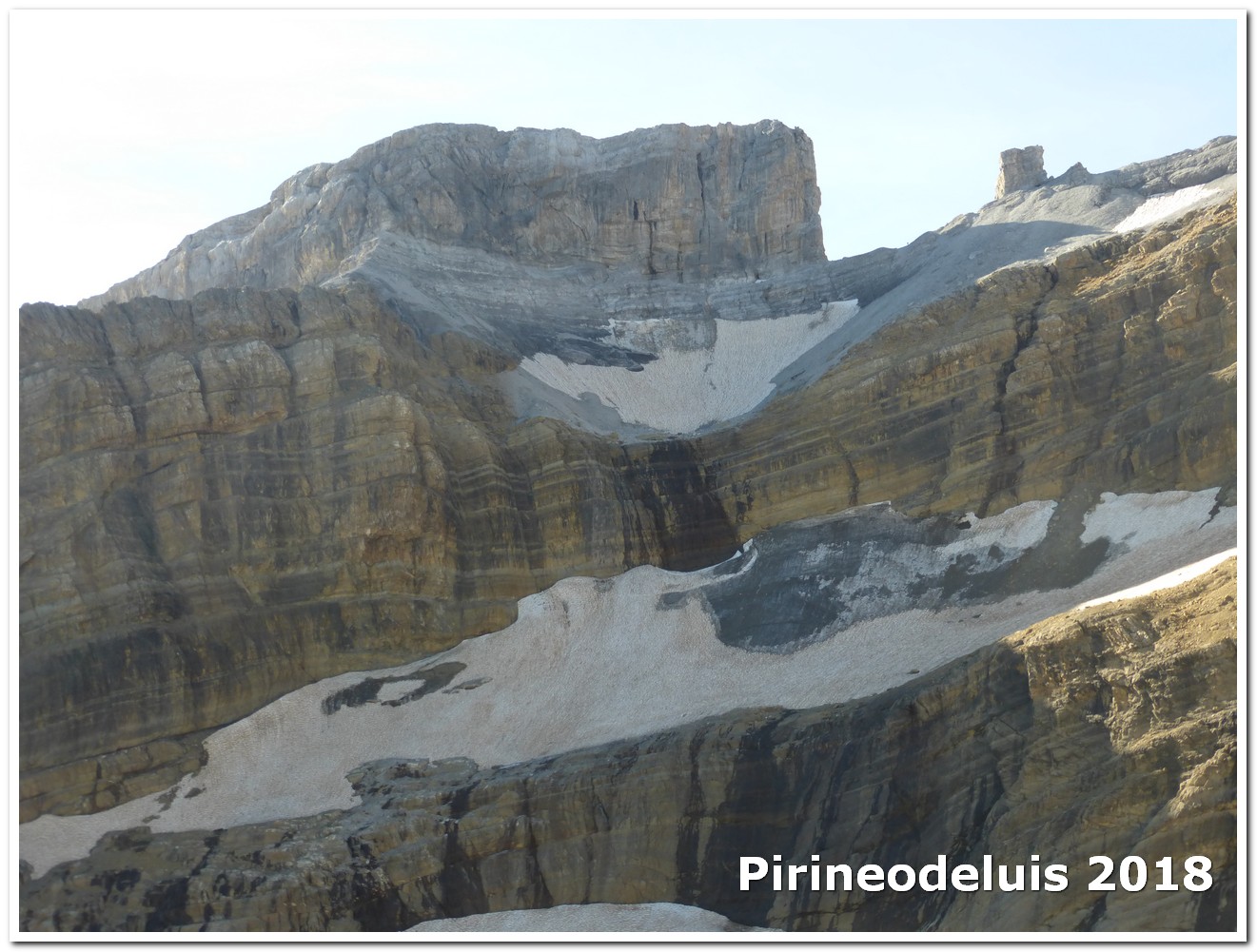 Un paseo por el Pirineo: Pico Taillón (3144 m) por la Arista NE desde ...