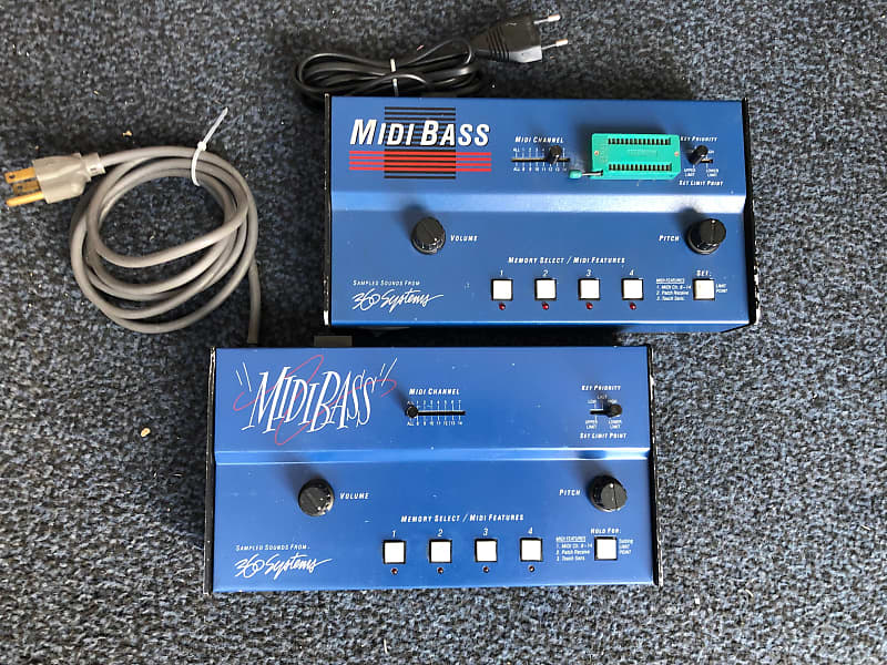 MATRIXSYNTH: 360Systems 2 x MIDIBASS + 7 x EPROM with sounds 1983 Blue