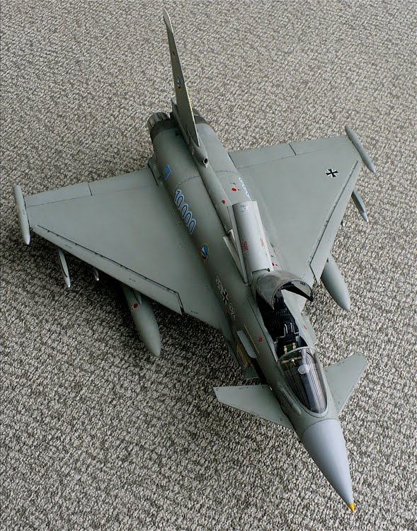 The Great Canadian Model Builders Web Page!: Eurofighter