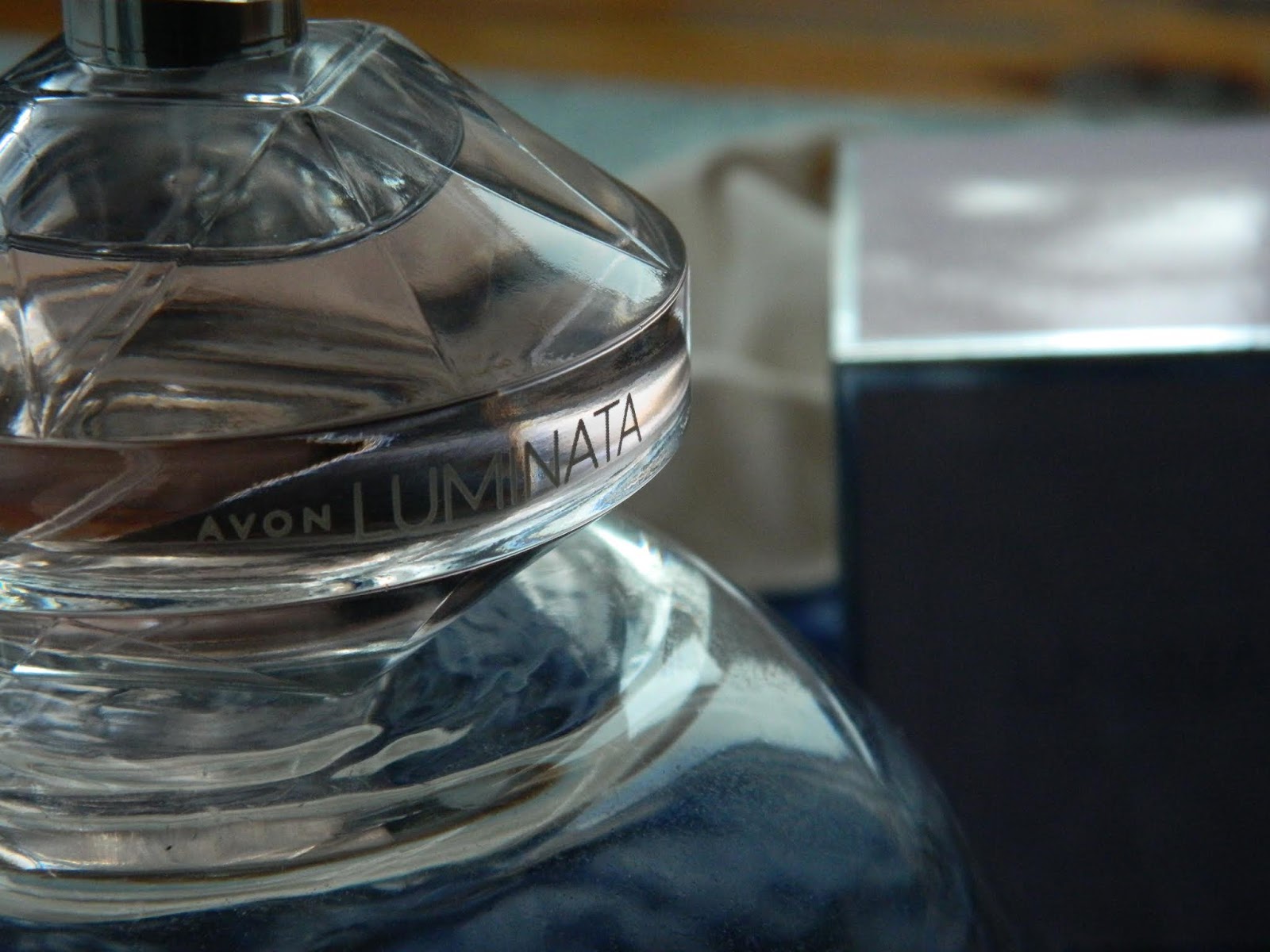 Avon Luminata - Purple Spark