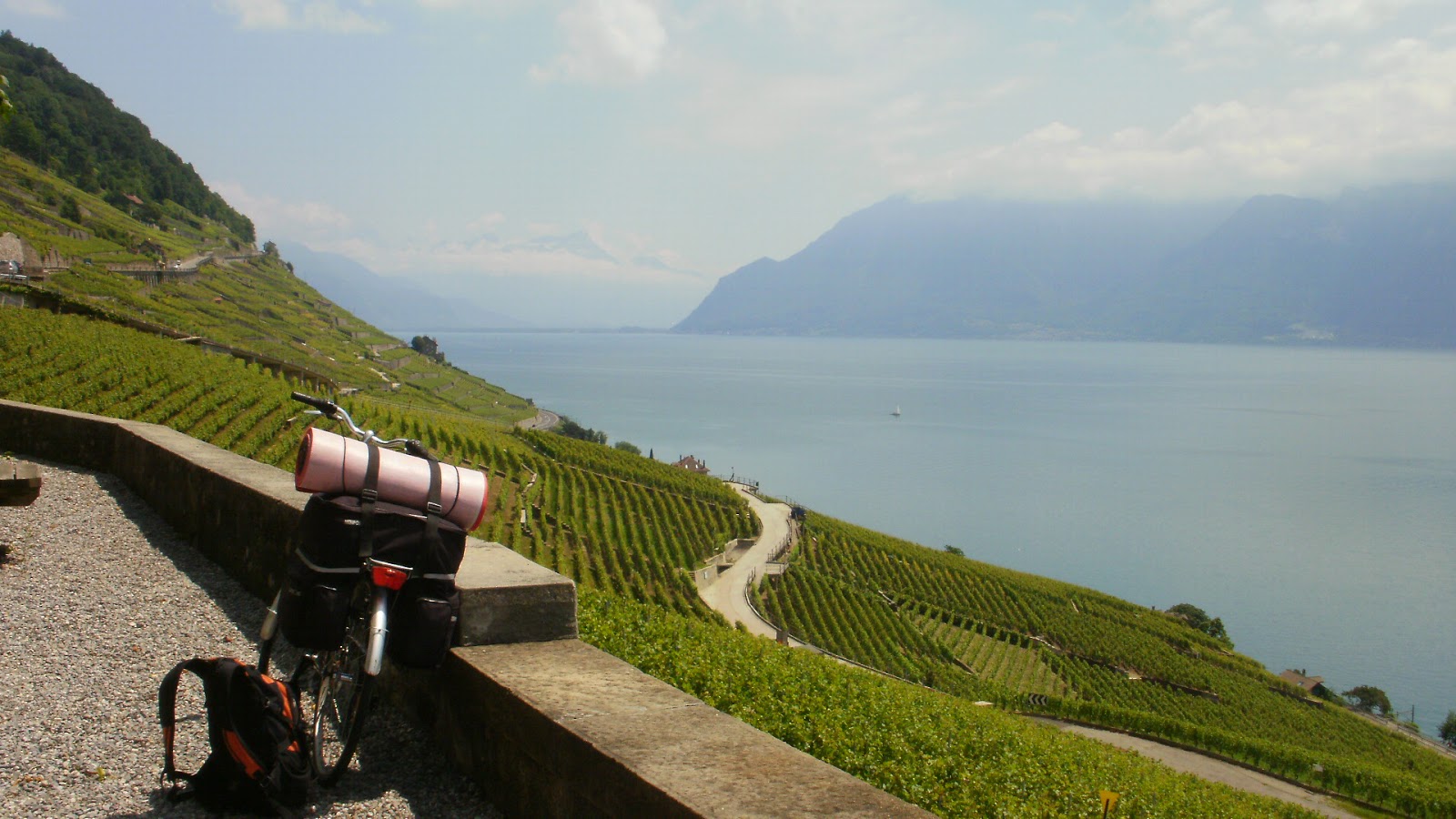 EXCURSII CU BICICLETA: Elvetia