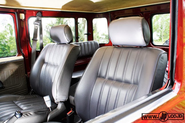 Red Red Wine, 1981 TOYOTA FJ 40 (Axle, Interior, Tires, Bumper) | dosop