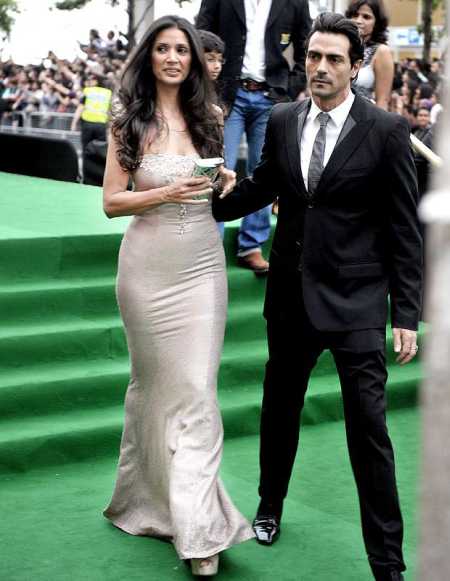 Bollywood Actor Arjun Rampal At IIFA 2011 with his Wife | amazegallery