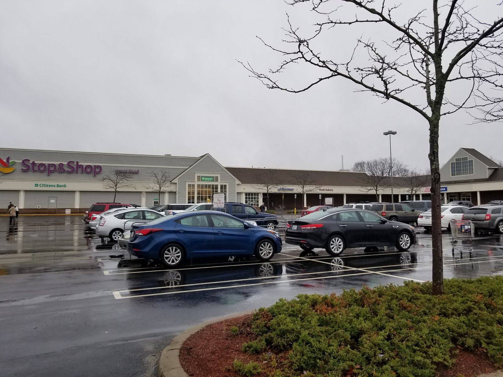 Old School Stop & Shop - Cranston Parkade - Cranston, RI ~ Brands "R" Us