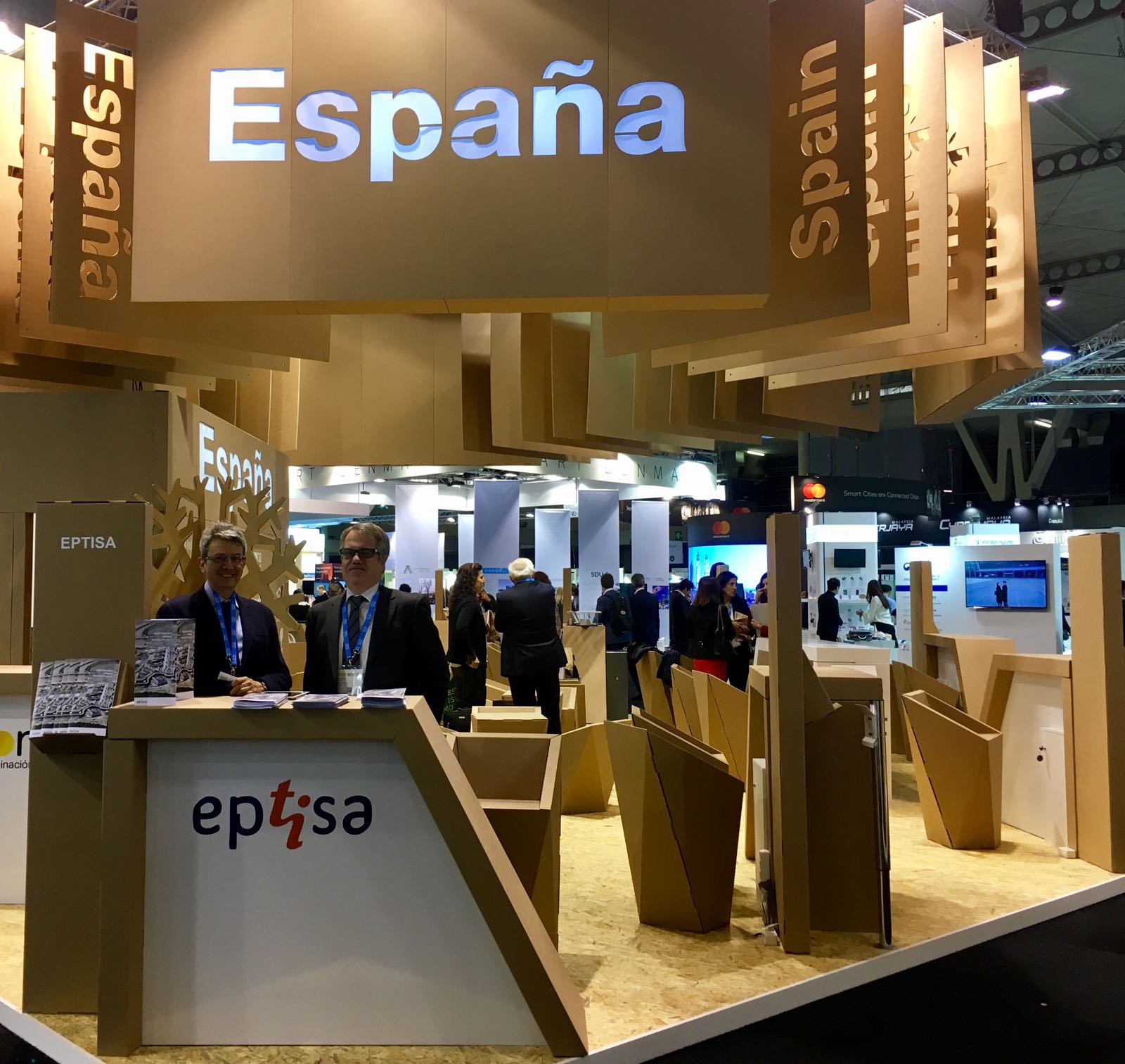 Geomática: Smart city expo World Congress (SCEWC)