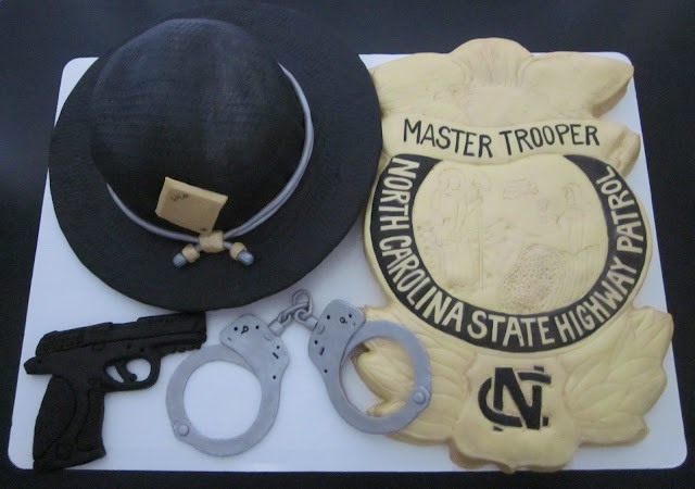 Darlin' Designs: 3-D Police Officer Cake