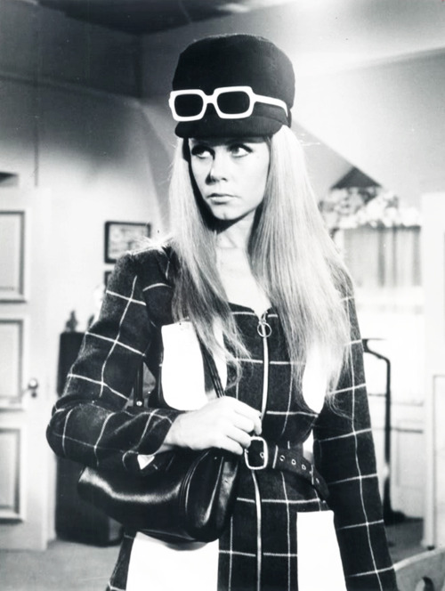 lovalafashion: Breakfast at Tiffy's