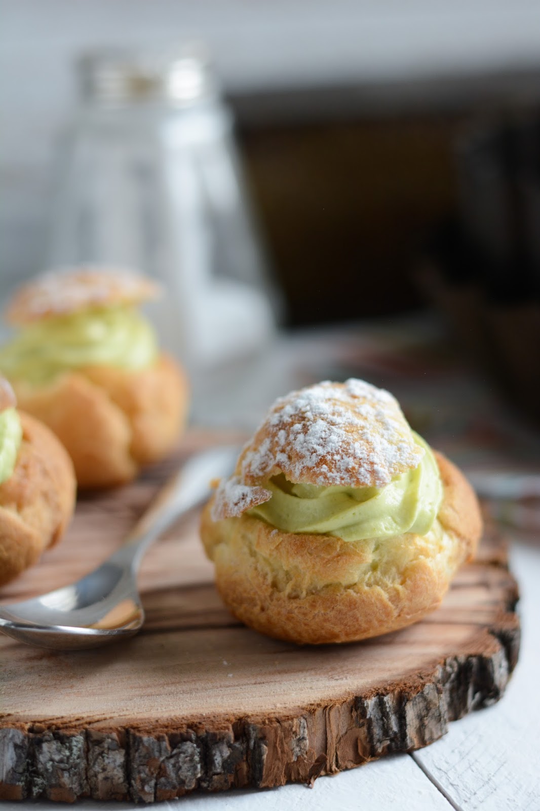 Chic, Chic, Chocolat: Choux pistache et cerises amarena. Que faire avec ...