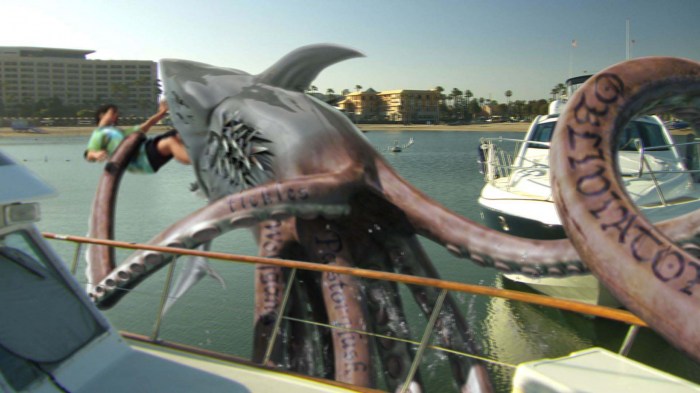 Todo El Terror Del Mundo: Sharktopus (シャークトパス / SHARKTOPUS) (Declan O ...