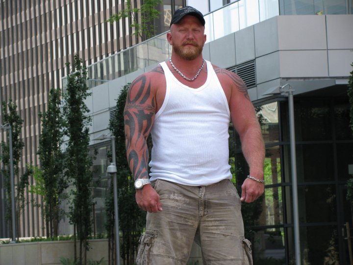 LA PERFECTION FAITE HOMME: ERIC LIEBIG 04