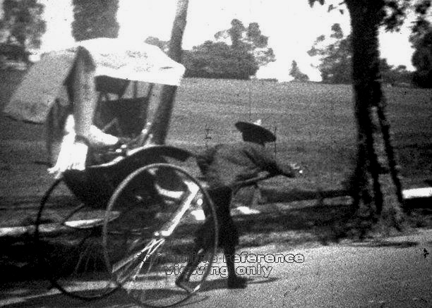 Blog To Express: Ways Done in the Past - Trishaw Riders