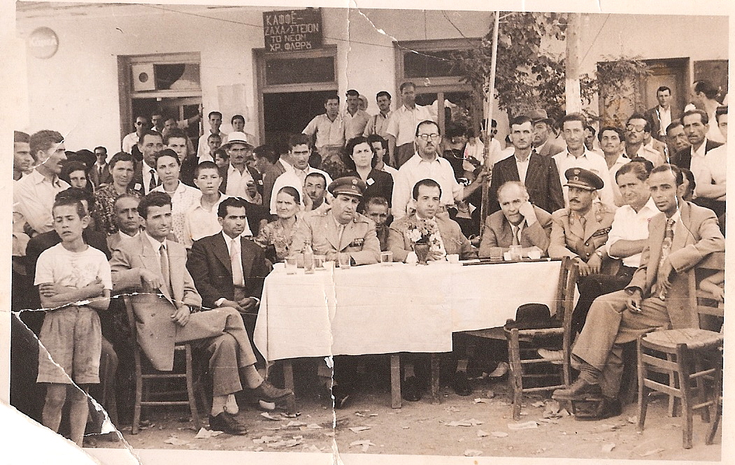 ΓΙΑΝΝΗΣ Δ.ΛΥΡΑΣ: Τα παλιά Καμίνια - Μέρος Βο