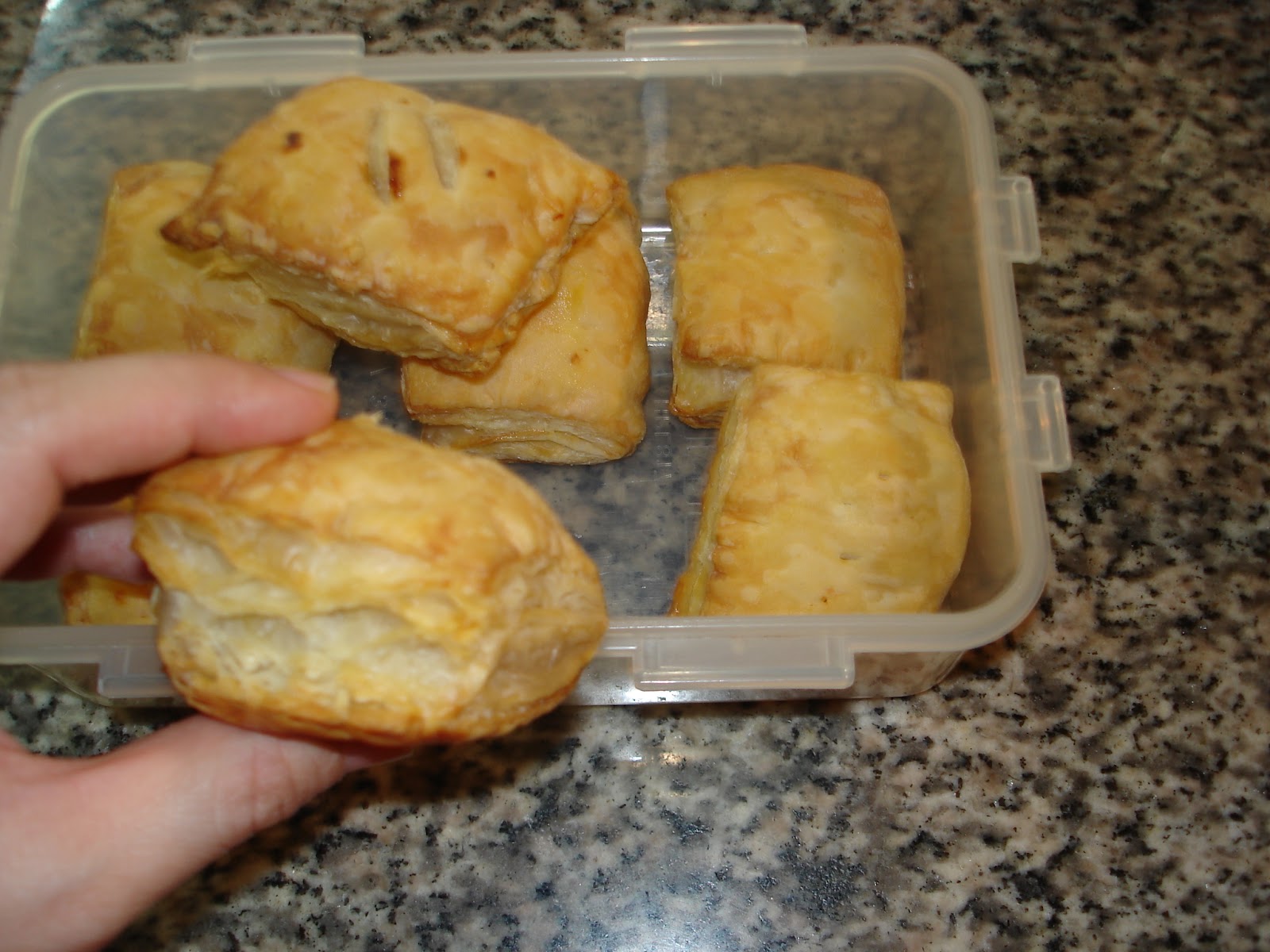Palengke Queen (market): Kawan Puff Pastry Block in Manila!