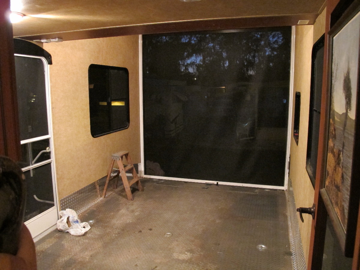 Earth Goods 4 The Spirit: Building a Craft Sewing Room in Our RV