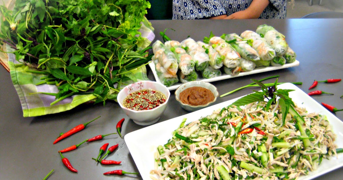Susan's Savour-It!: Vietnamese Cooking with Fresh Asian Herbs...