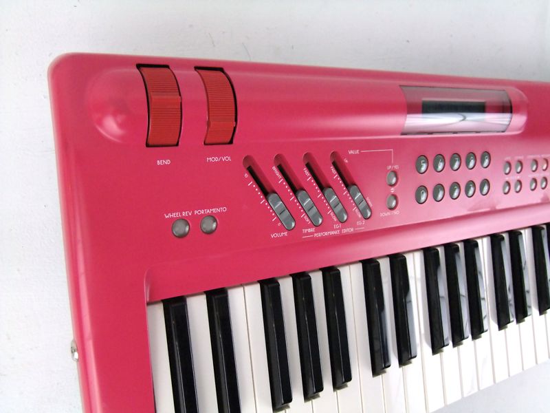 MATRIXSYNTH: Red Korg 707 Synthesizer Keyboard