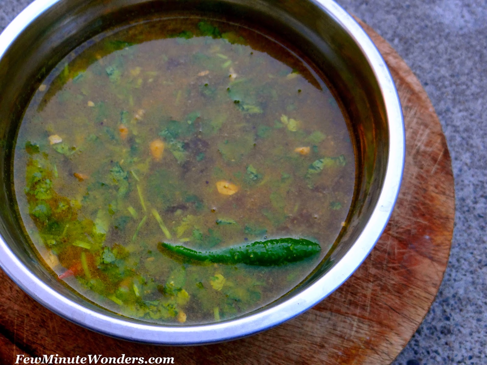 Lemon Rasam or Soup / Elimichai Rasam - Few Minute Wonders