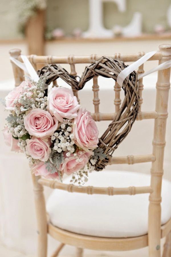 ¿Cómo hacer un corazón rústico con ramas? | Bodas