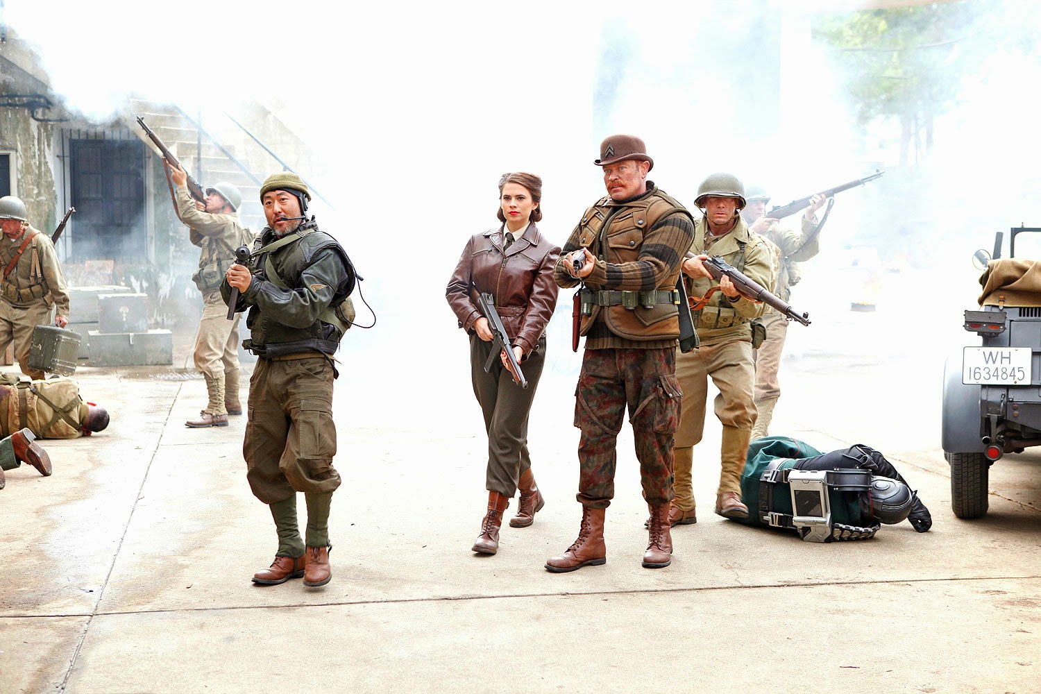 SNEAK PEEK : "Agents Of S.H.I.E.L.D." -'Howling Commandos' and the ...