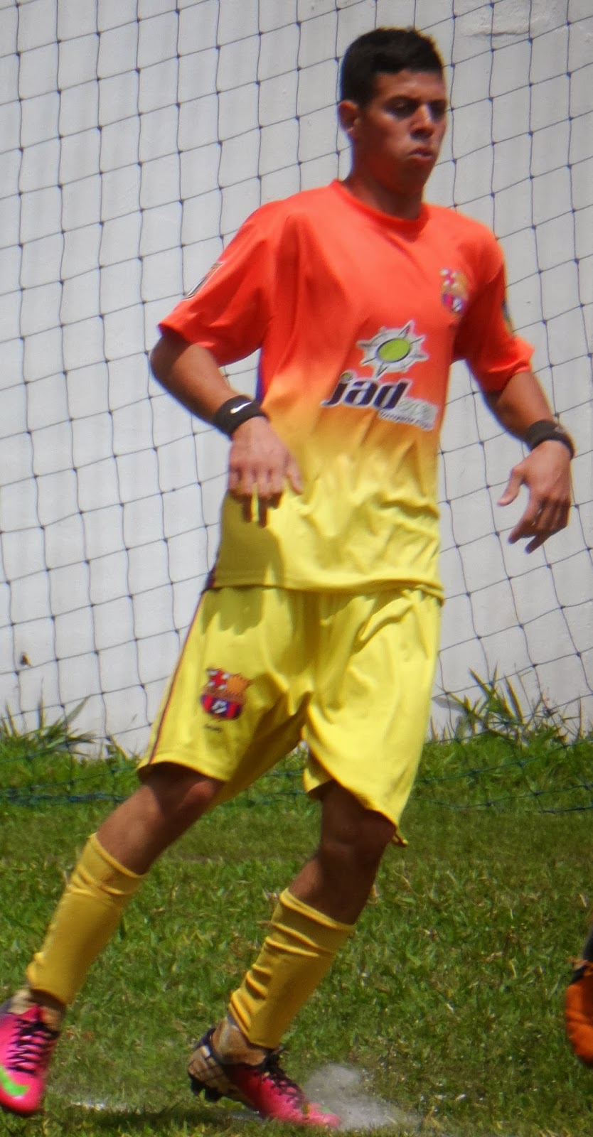 Silvinho Queiroz: O talento pedindo passagem - Tá na rede Bauru