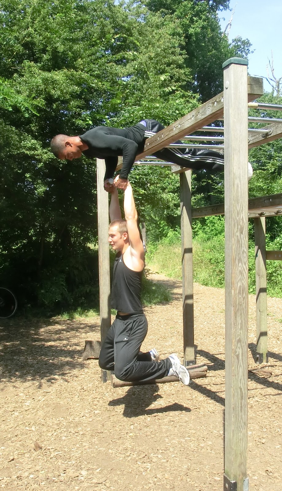 Grégory Capra: L'entraînement poids de corps d'Emerick et Thomas
