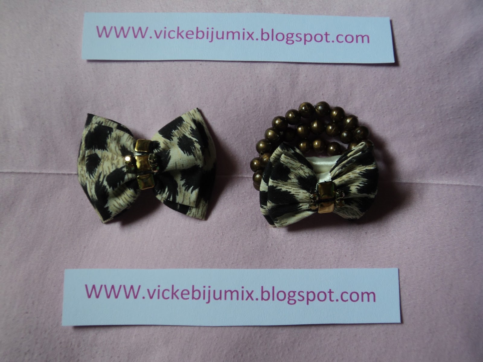 TUDO EM ACESSÓRIOS INFANTIS E BIJUTERIAS: DOIS KITS DE BROXE COM PULSEIRA
