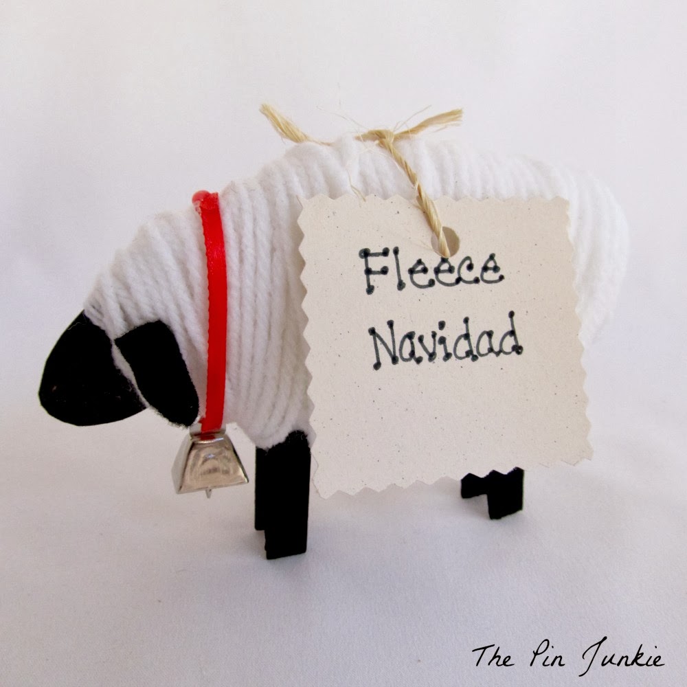 Feliz Navidad Christmas Sheep