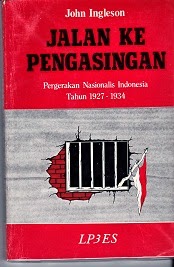 GUDANG BUKU SOSIAL: JALAN KE PENGASINGAN