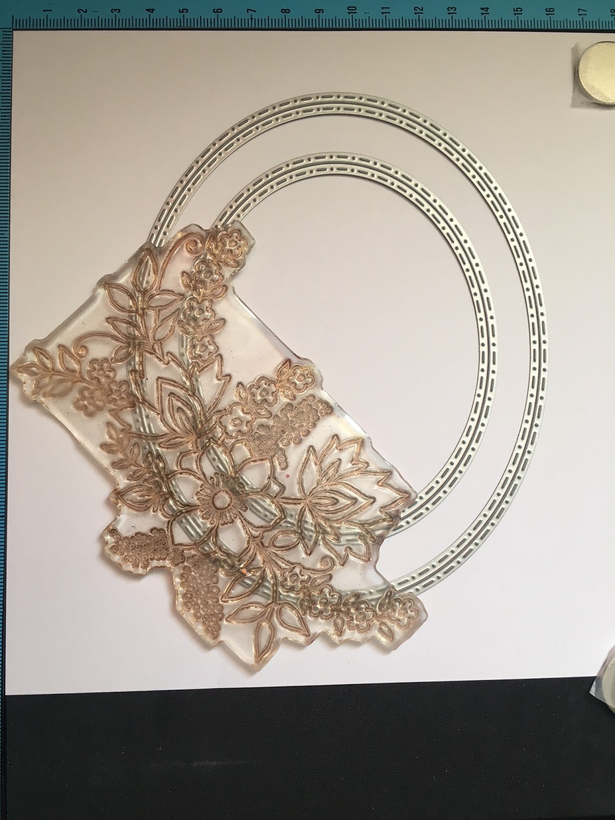 Maximumcrafts : Flower Eclipse card Tutorial