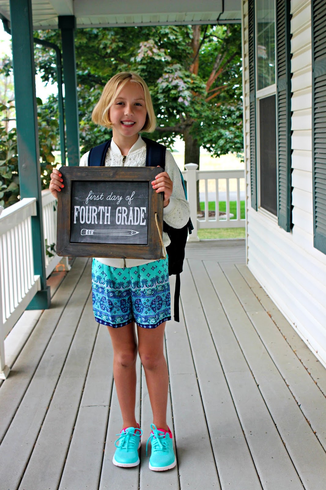 Big Sister, Middle Mister & Baby Sister: Back to school 4th and 1st grade