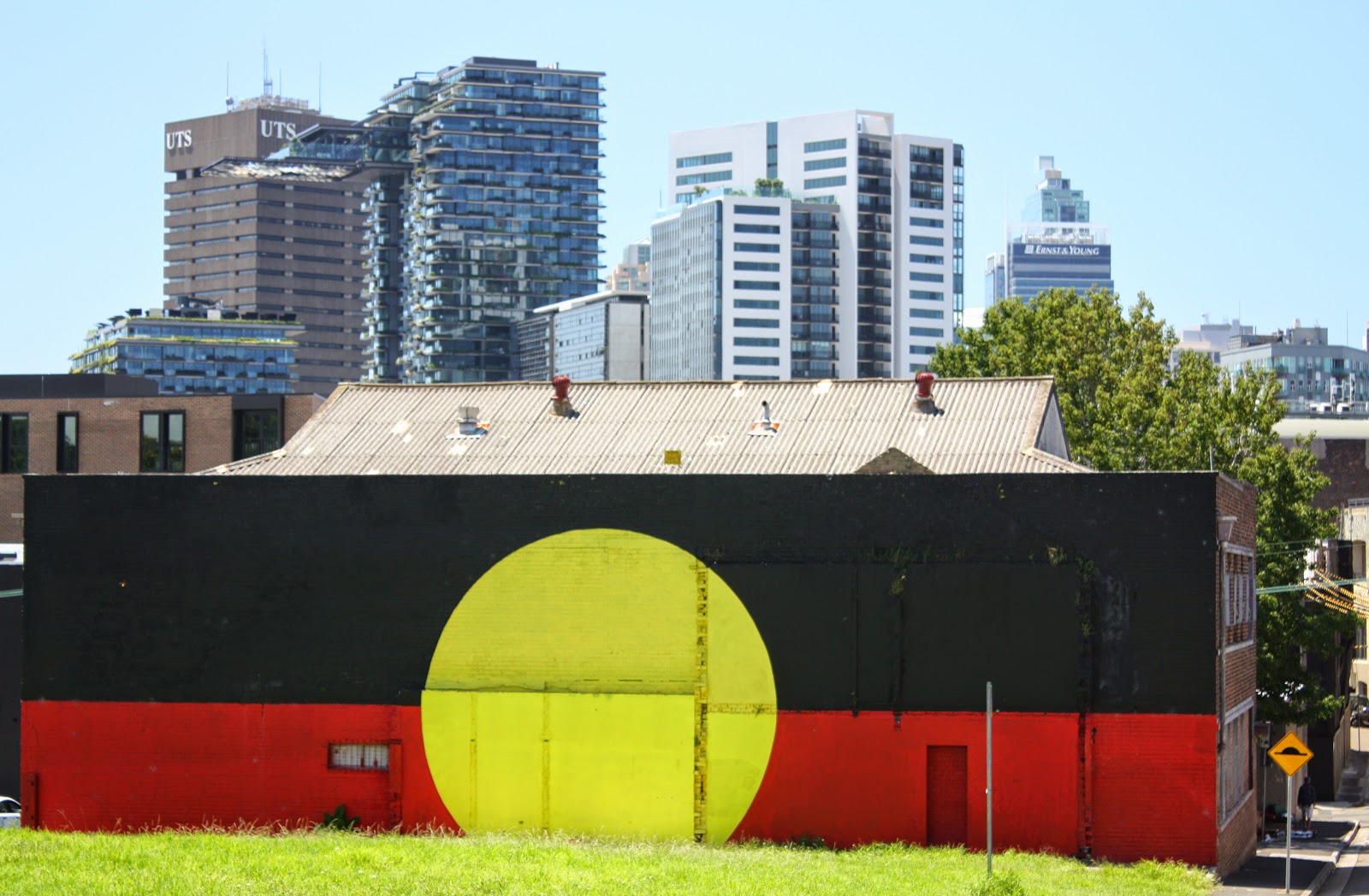 Sydney - City and Suburbs: May 2015